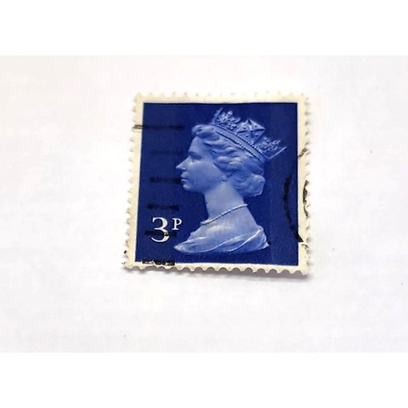 Queen Elizabeth | Other | Rare Vintage Queen Elizabeth Blue 3p ...